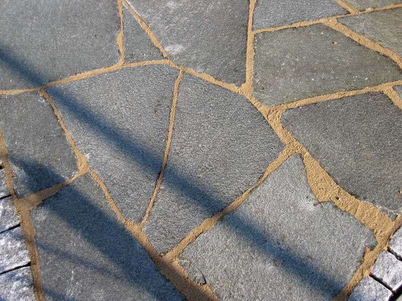 Natursteinplatten für Terrassen, Balkone und Gärten - U. Bach Gartenbau ...