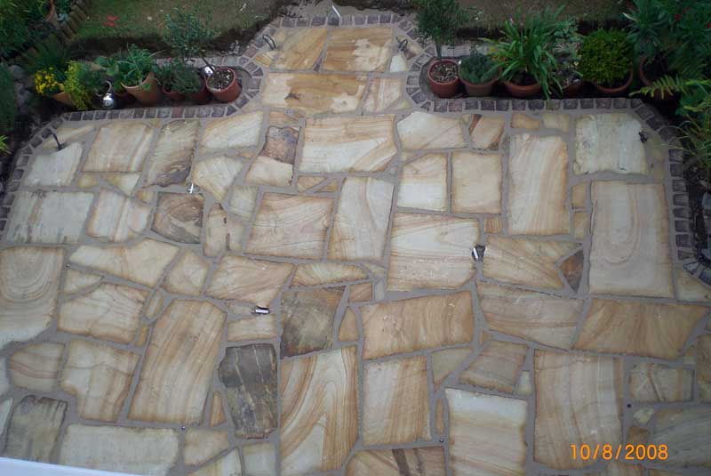 Natursteinplatten für Terrassen, Balkone und Gärten - U. Bach Gartenbau ...